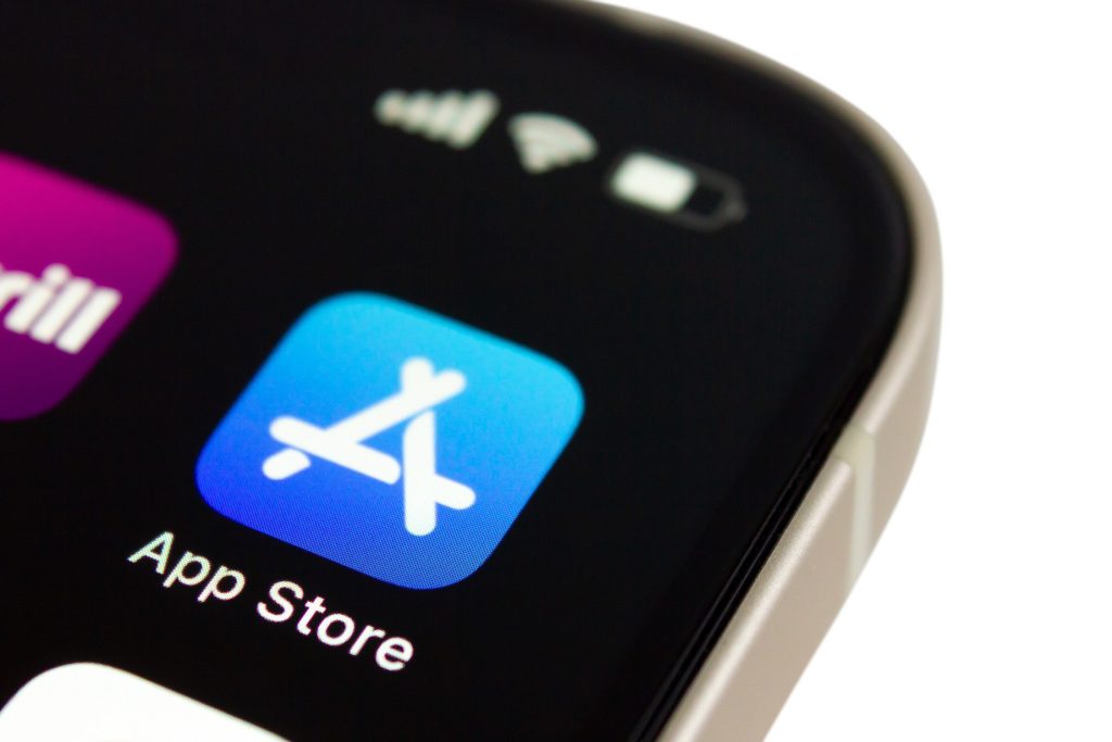 “Only Europe will have a separate App Store where Apple allows side ...