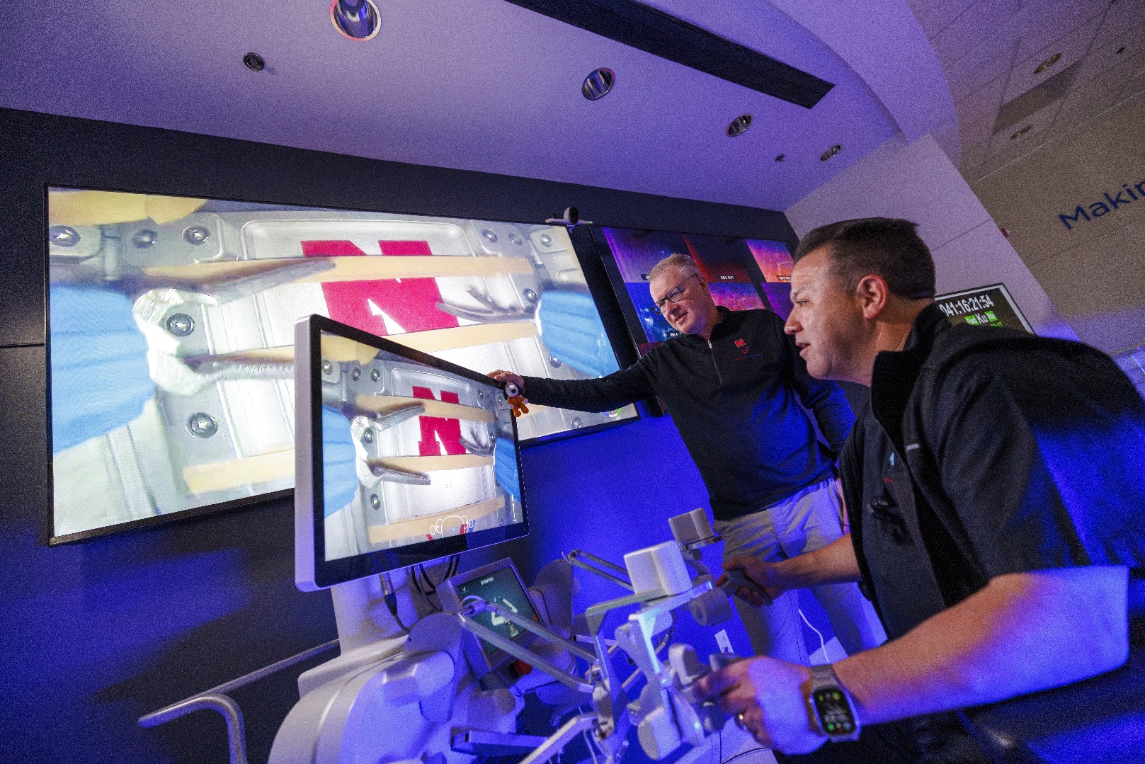 Robotic surgery in space - ICT and health