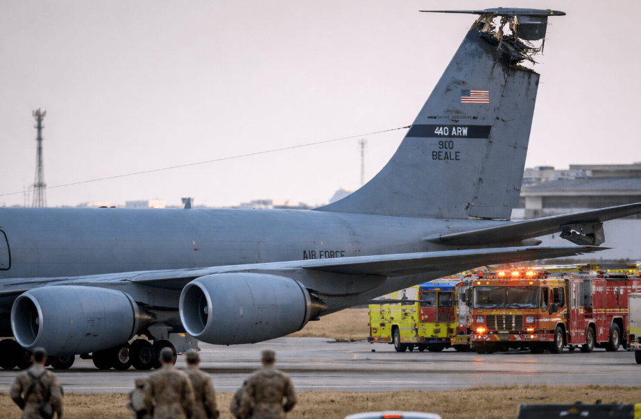 KC-135 Tanker Linked to Deadly Iraq Crash Connected to Aircraft From ...
